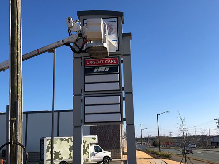 Custom Pylon And Pole Signs For Businesses In North Carolina
